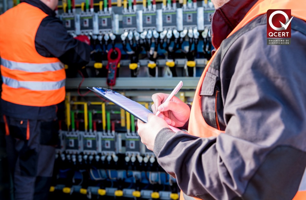 Garantiza tu certificación adecuada de Retie con Qcert - QCert